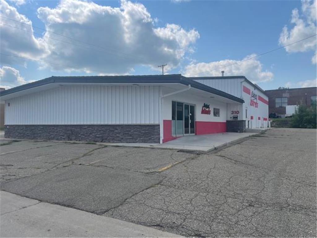 310 S 1st Avenue, Albert Lea, MN, 56007 | MLS: 6597981 | Edina Realty