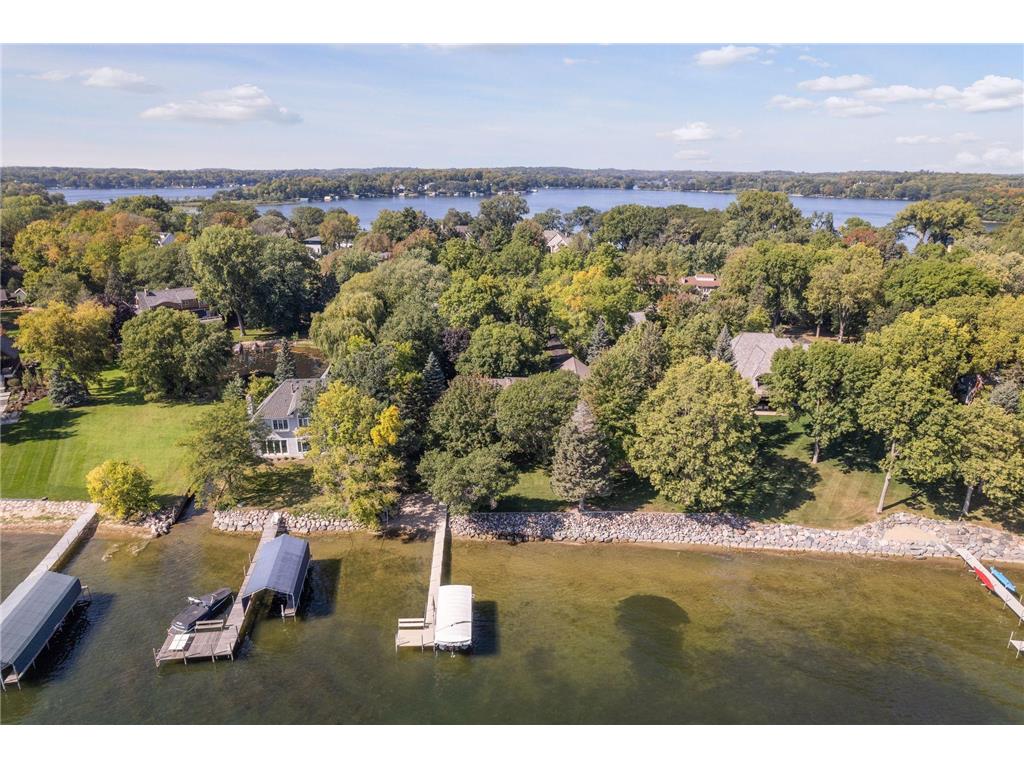 3105 North Shore Drive, Orono, MN, 55391 | MLS: 6342276 | Edina Realty