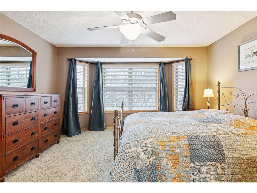 3124 Frontier Drive, Woodbury, MN, 55129 | MLS: 6811291 | Edina Realty