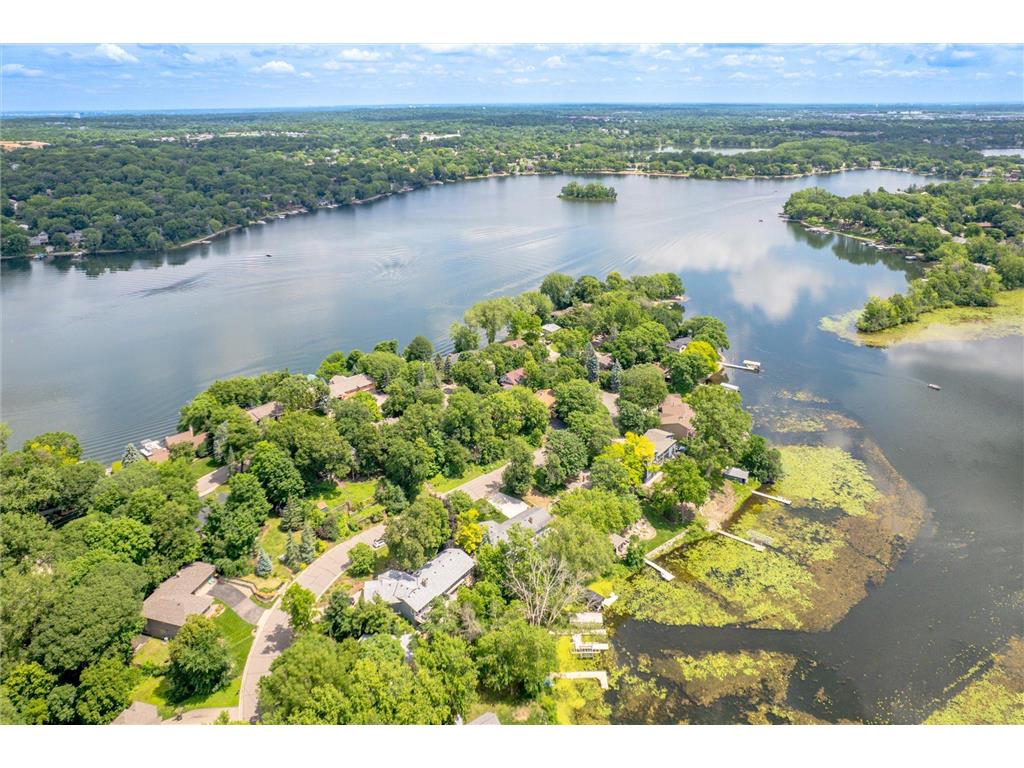 313 Maple Island Road, Burnsville, MN, 55306 | MLS: 6728324 | Edina Realty