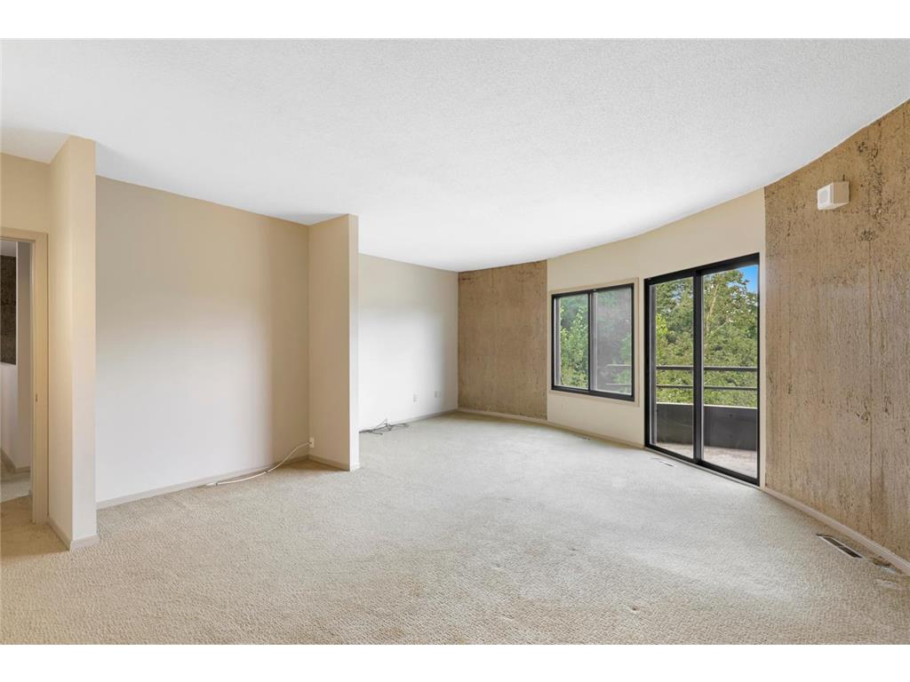3141 Dean Court #303, Minneapolis, MN, 55416 | MLS: 6564572 | Edina Realty