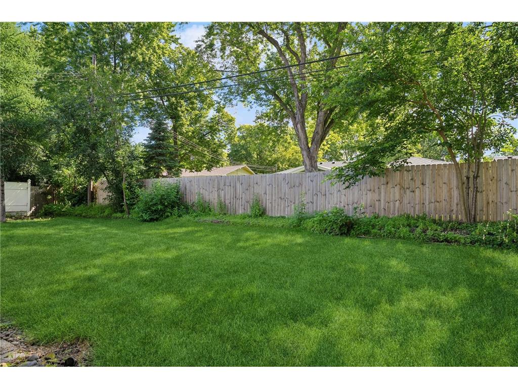 3142 Boone Avenue N, New Hope, MN, 55427 | MLS: 6750960 | Edina Realty