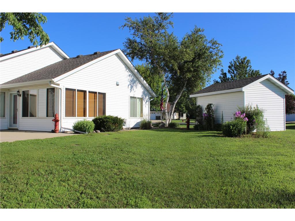 315 5th Circle SW, Blooming Prairie, MN, 55917 | MLS: 6762567 | Edina Realty