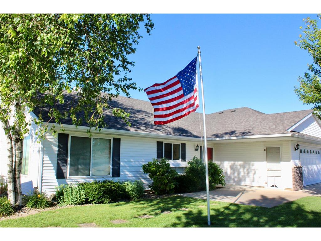 315 5th Circle SW, Blooming Prairie, MN, 55917 | MLS: 6762567 | Edina Realty