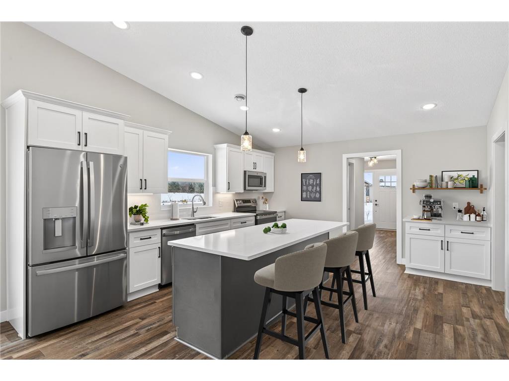 31720 Madison Road, Lindstrom, MN, 55045 | MLS: 6676768 | Edina Realty