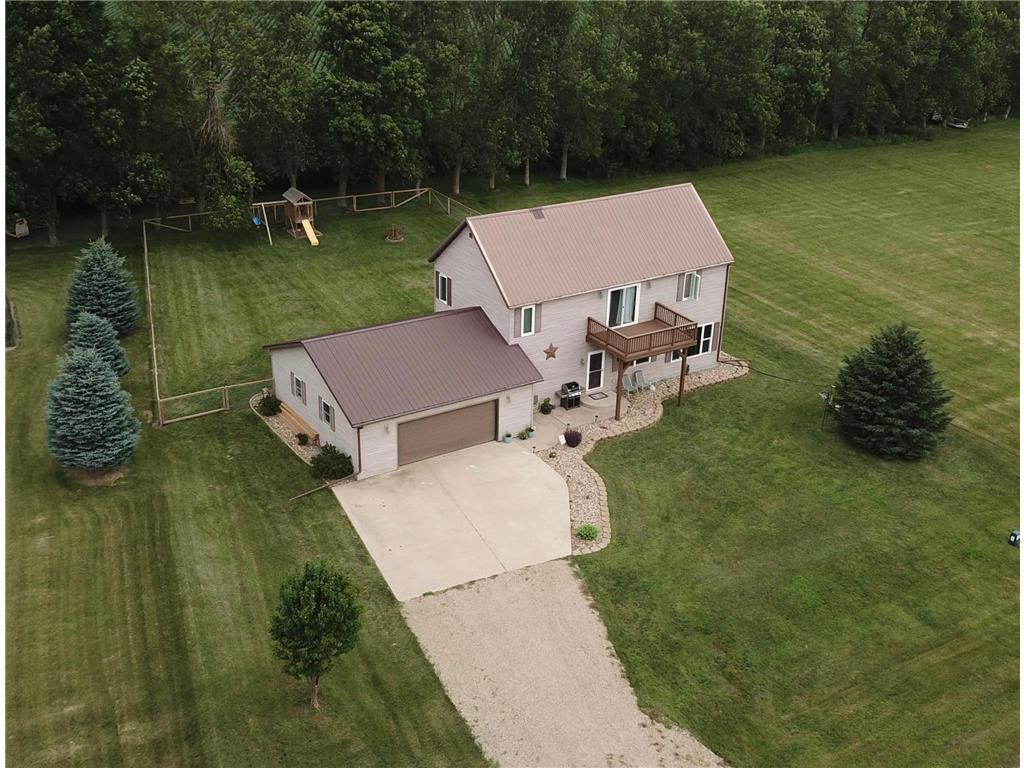 32 Lime Lake Drive, Avoca, MN, 56114 | MLS: 6676391 | Edina Realty