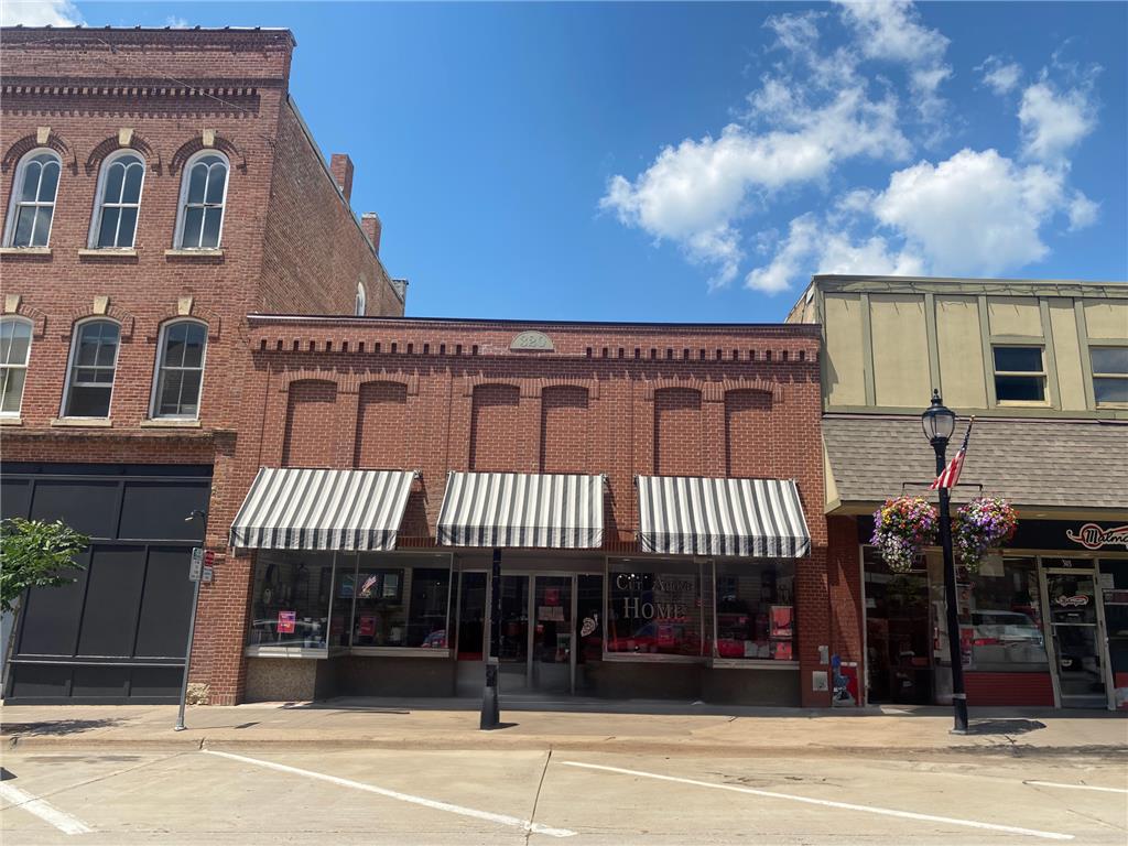 320 W 3rd Street, Red Wing, MN, 55066 | MLS: 6759830 | Edina Realty