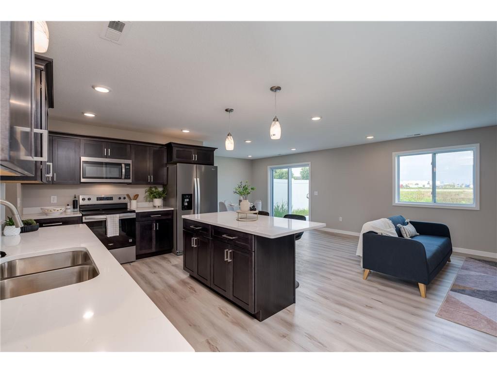 3205 Scotch Lane, Mankato, MN, 56001 | MLS: 6756250 | Edina Realty