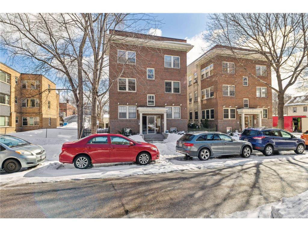 3209 Girard Avenue S #3, Minneapolis, MN, 55408 | MLS: 6318986 | Edina ...