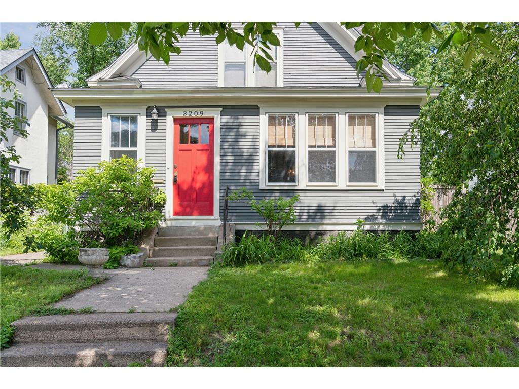3209 Longfellow Avenue, Minneapolis, MN, 55407 | MLS: 6551055 | Edina ...