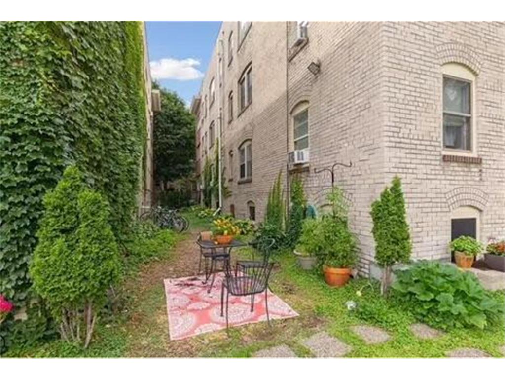 3215 Girard Avenue S #1, Minneapolis, MN, 55408 | MLS: 7776859 | Edina ...