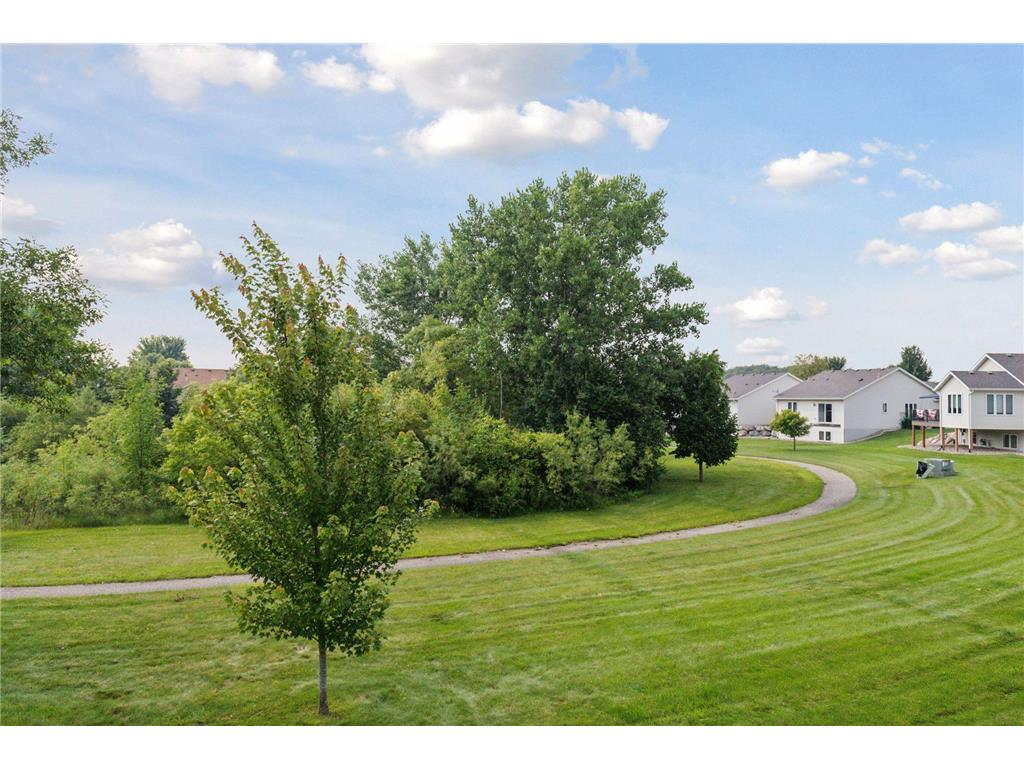 322 Sunfish Court, Winsted, MN, 55395 | MLS: 6642333 | Edina Realty