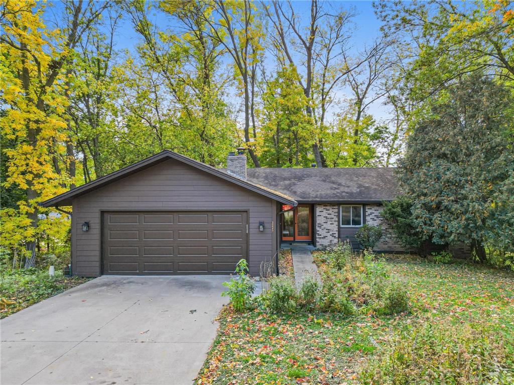 3225 Wellington Lane N, Plymouth, MN, 55441 | MLS: 6598289 | Edina Realty