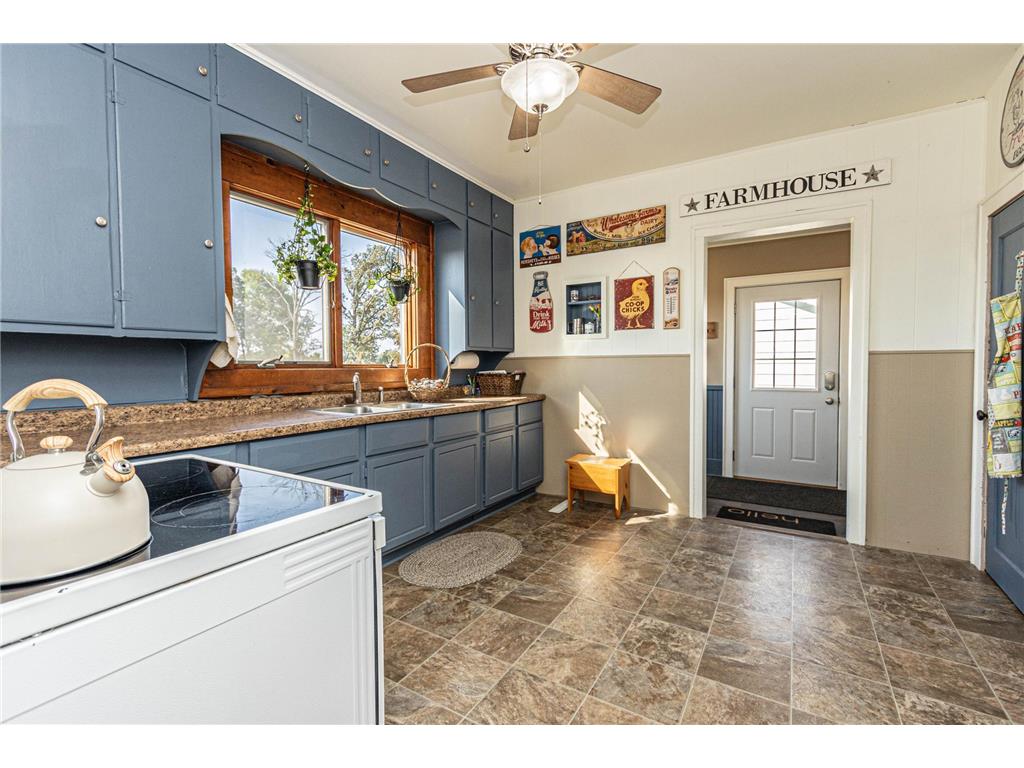 3233 Vermont Lake Road NW, Parkers Prairie, MN, 56361 | MLS: 6517291 ...