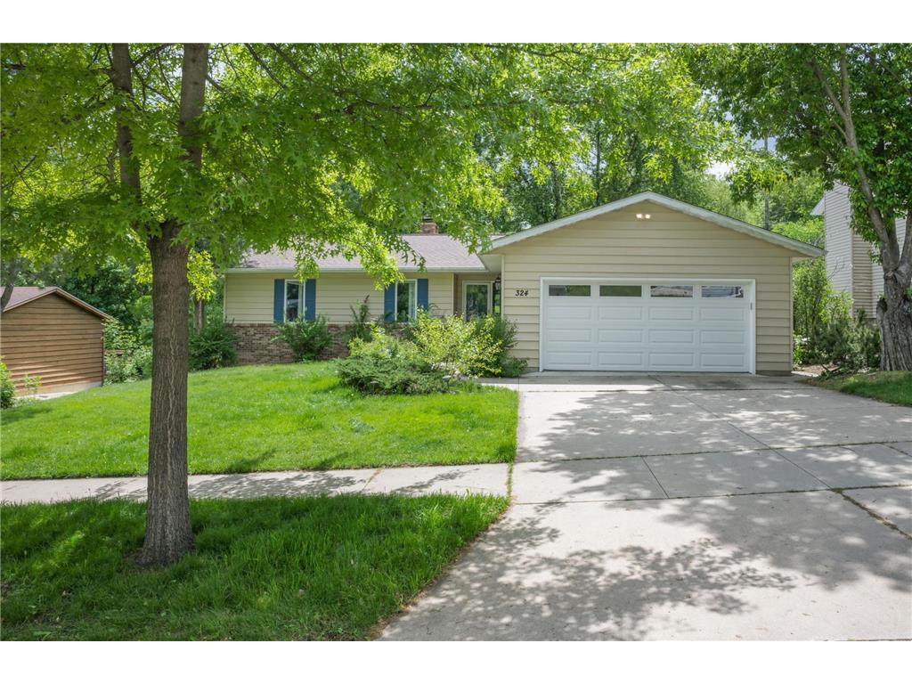 324 Meadow Run Drive SW, Rochester, MN, 55902 | MLS: 6729926 | Edina Realty