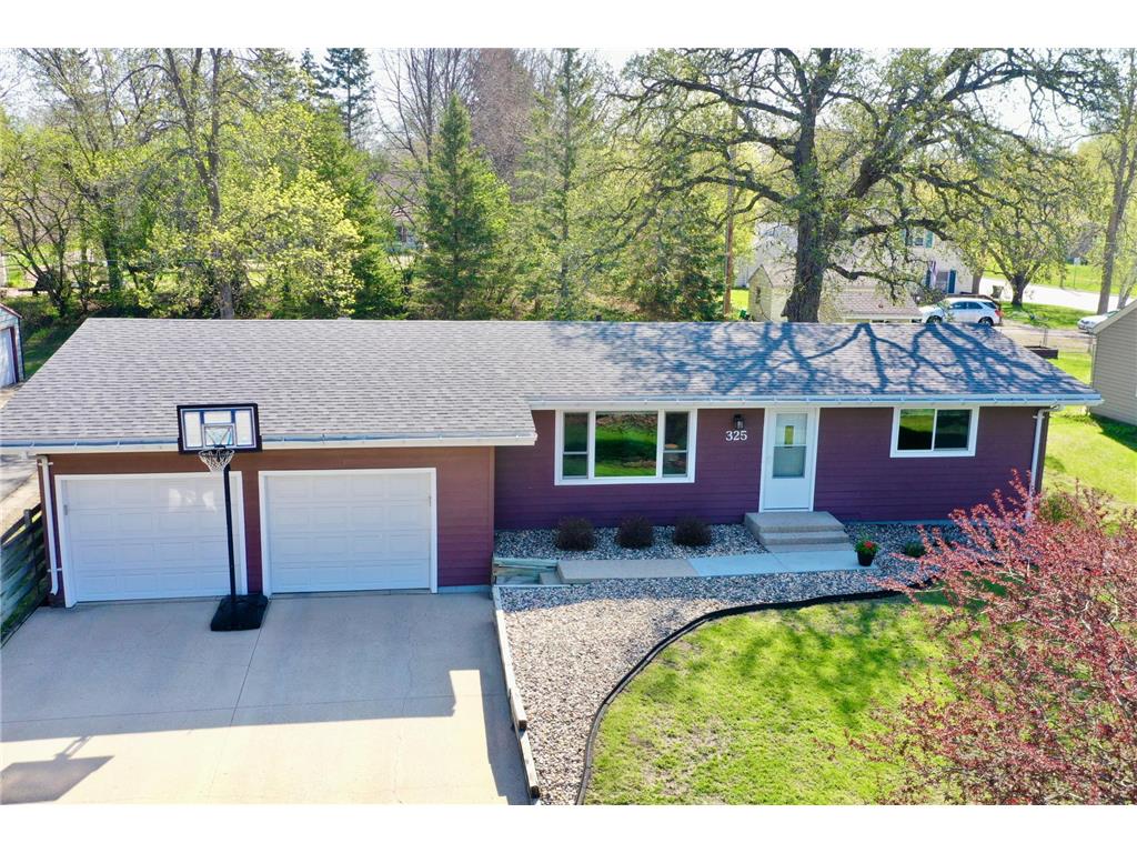 325 Main Street S, New London, MN, 56273 | MLS: 6714932 | Edina Realty