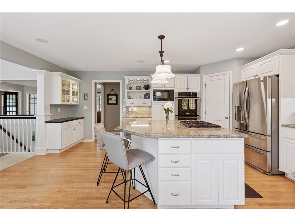 3290 Samuel Court, Vadnais Heights, MN, 55127 | MLS: 6729103 | Edina Realty