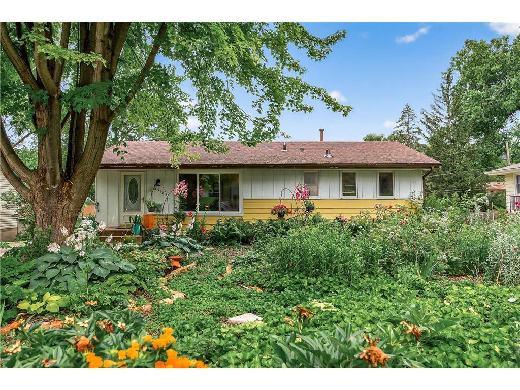 3313 Zane Avenue N, Crystal, MN, 55422 | MLS: 6757233 | Edina Realty