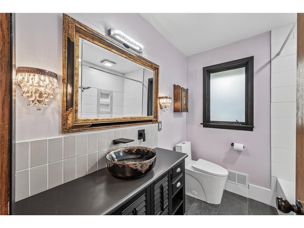 3313 Zane Avenue N, Crystal, MN, 55422 | MLS: 6757233 | Edina Realty