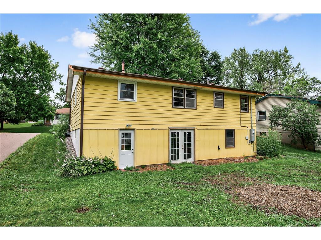 3313 Zane Avenue N, Crystal, MN, 55422 | MLS: 6757233 | Edina Realty