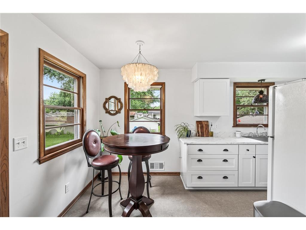 3313 Zane Avenue N, Crystal, MN, 55422 | MLS: 6757233 | Edina Realty