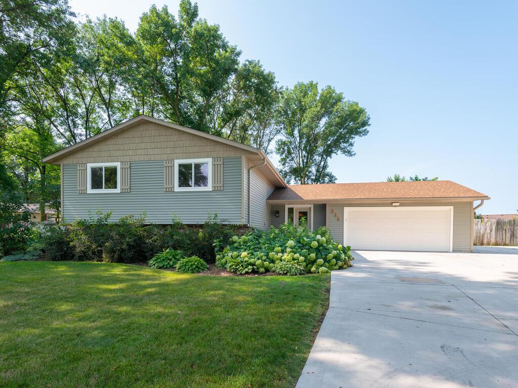 332 Ridge Road, Mayer, MN, 55360 | MLS: 6568187 | Edina Realty