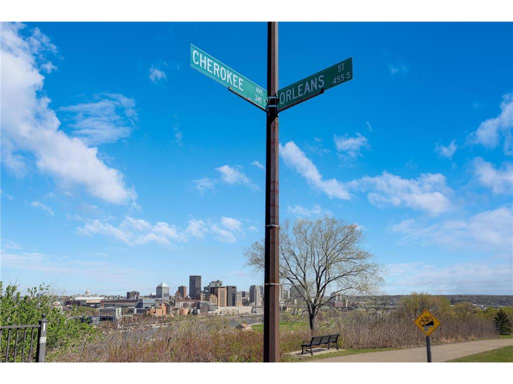 334 Cherokee Avenue #407, Saint Paul, MN, 55107 | MLS: 6709166 | Edina ...