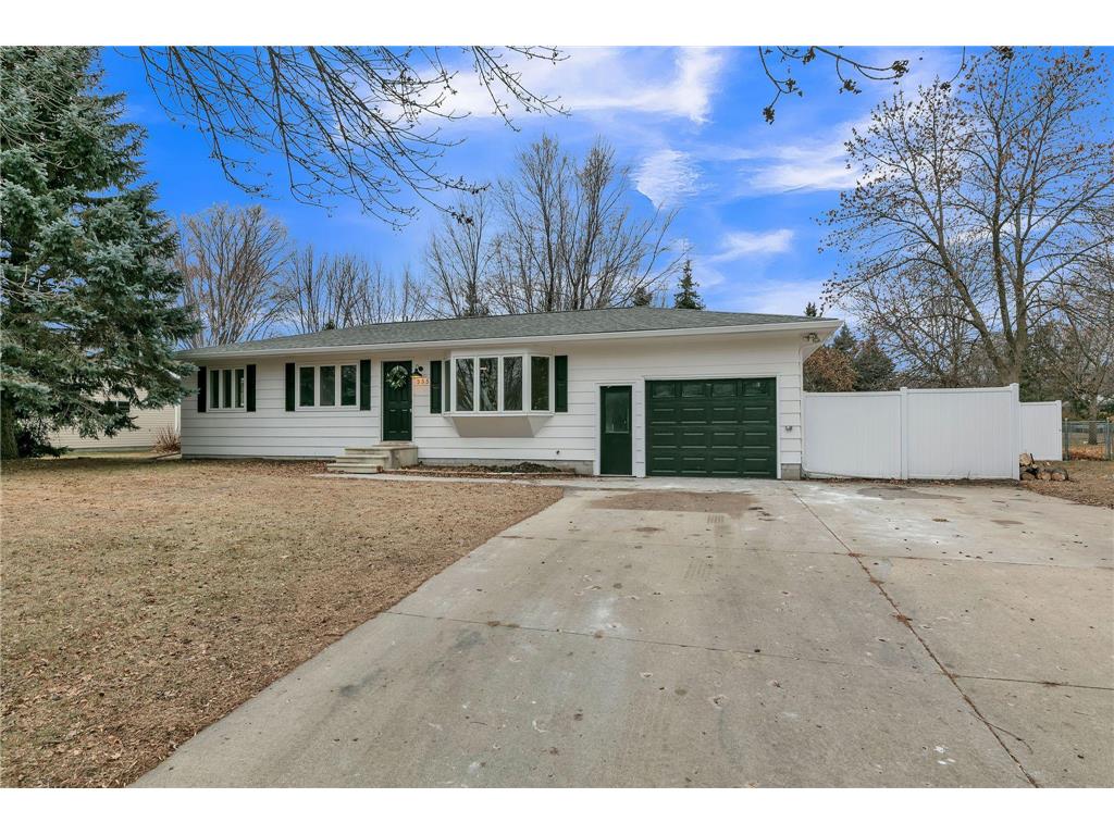 335 Terrace View Drive, Litchfield, MN, 55355 | MLS: 6635155 | Edina Realty