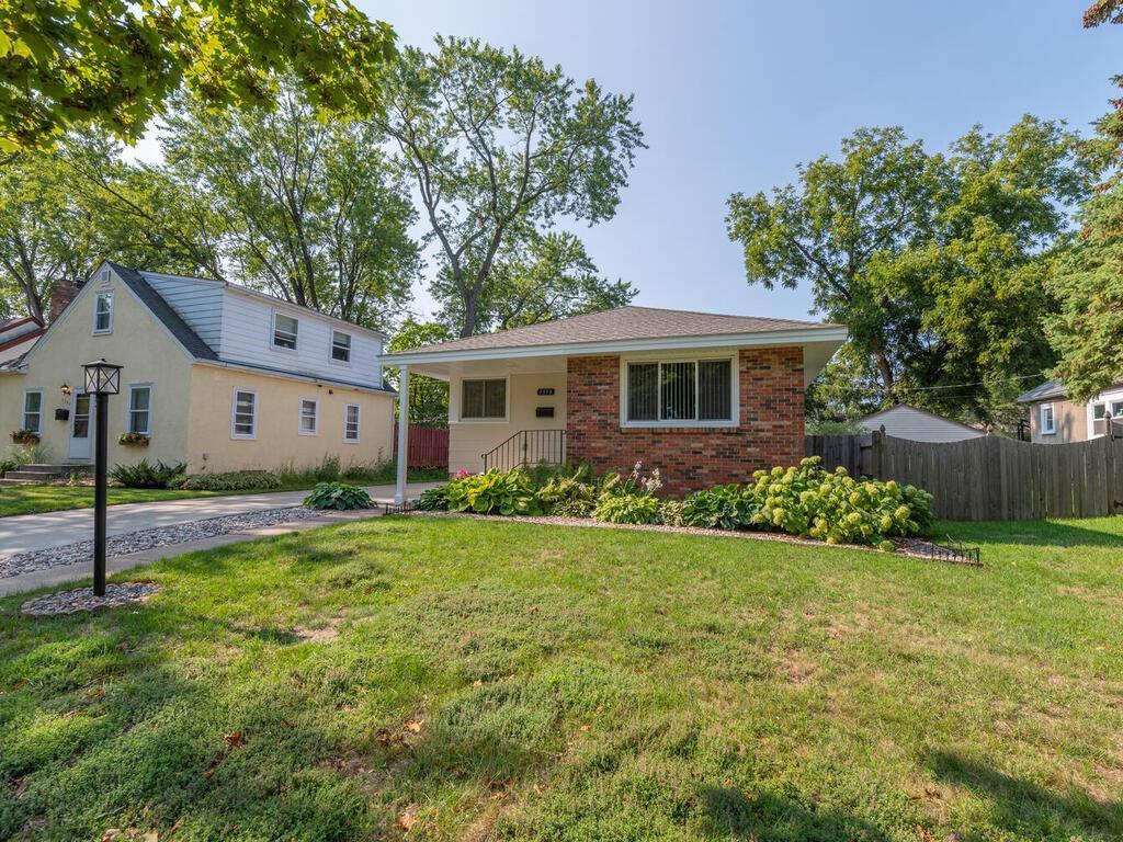3358 Library Lane, Saint Louis Park, MN, 55426 | MLS: 6167029 | Edina ...