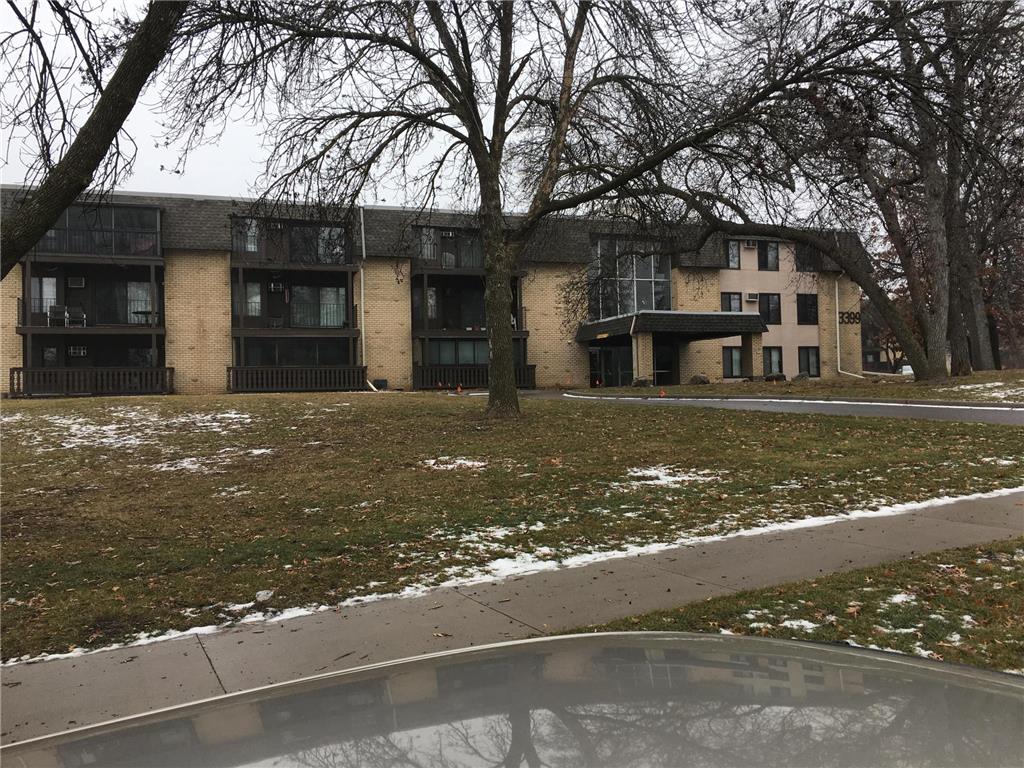 3399 Kent Street #110, Shoreview, MN, 55126 | MLS: 6481996 | Edina Realty