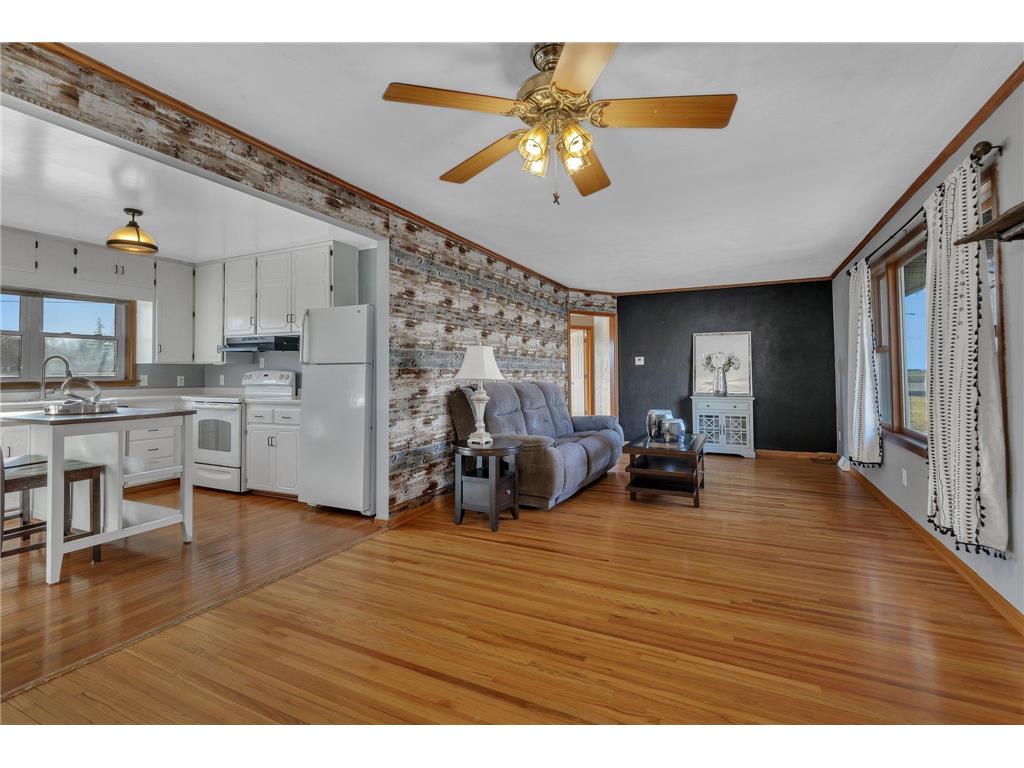 341 5th Street W, Hector, MN, 55342 | MLS: 6494591 | Edina Realty