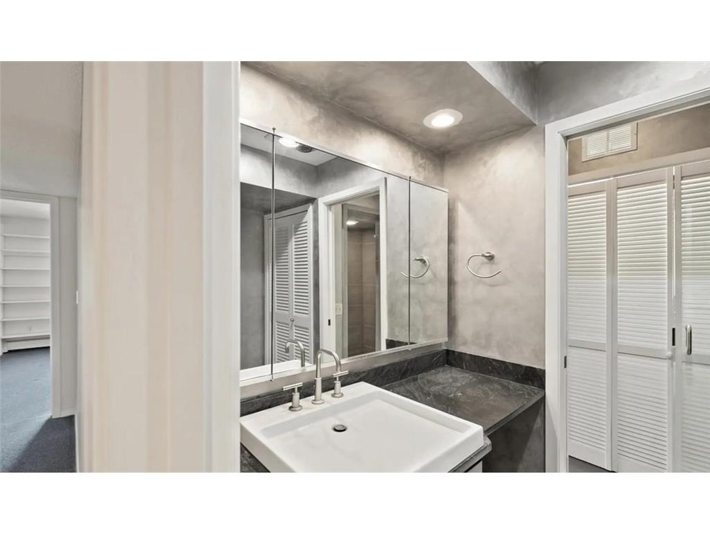 3412 Oak Ridge Road #206, Minnetonka, MN, 55305 | MLS: 6773740 | Edina ...