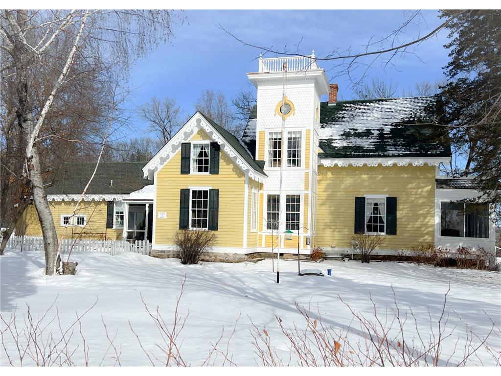 343 Basil Street, Taylors Falls, MN, 55084 | MLS: 6348683 | Edina Realty