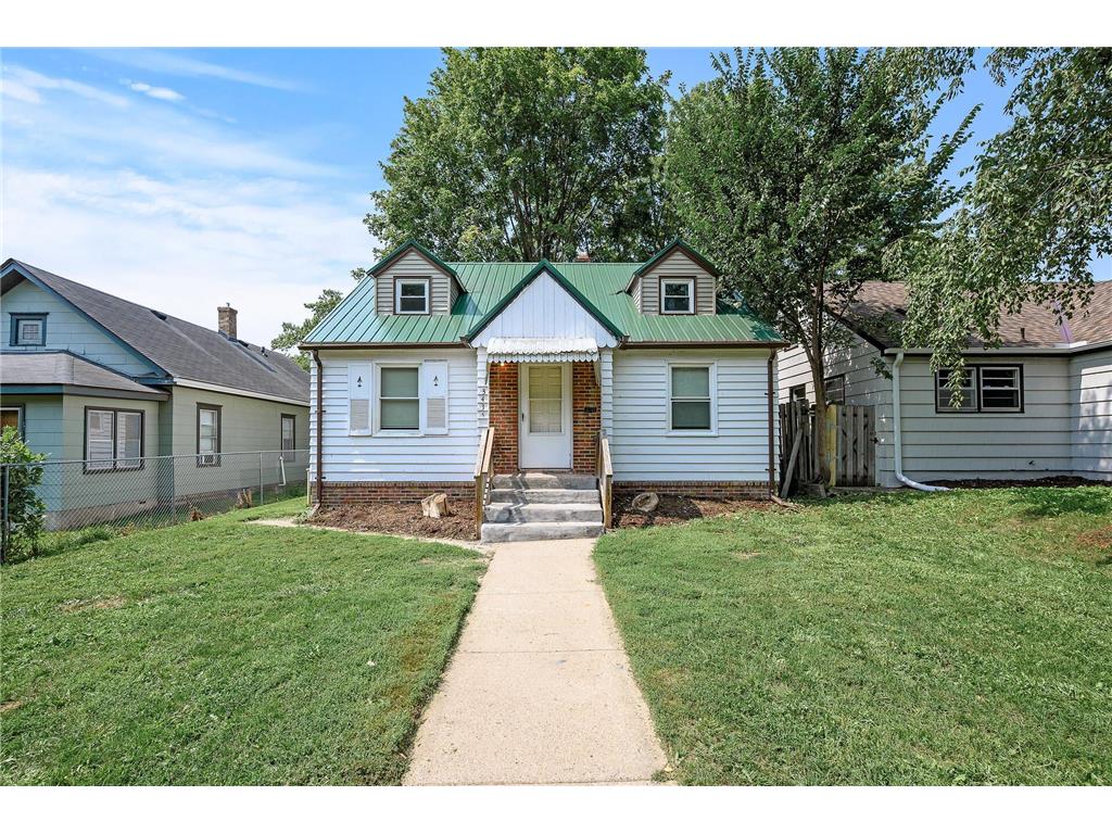 3435 Queen Avenue N, Minneapolis, MN, 55412 | MLS: 6419746 | Edina Realty