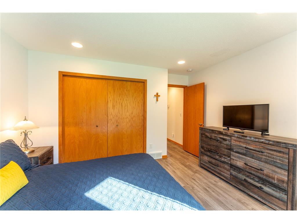 3445 County Road 46, International Falls, MN, 56649 | MLS: 6609807 ...