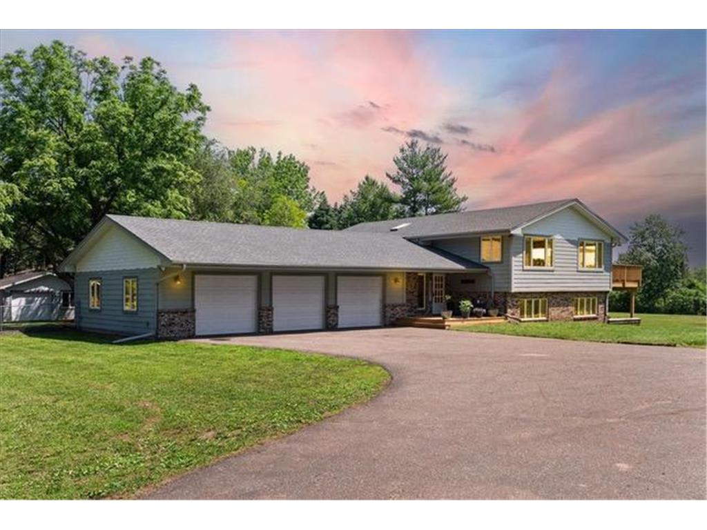 345 Quinlan Avenue S, Lakeland Shores, MN, 55043 | MLS: 6744007 | Edina ...