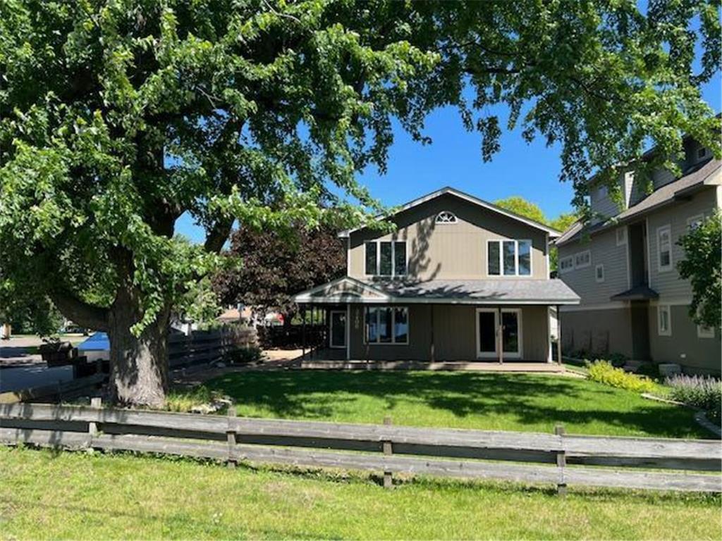 3498 N Shore Drive, Orono, MN, 55391 | MLS: 6525059 | Edina Realty