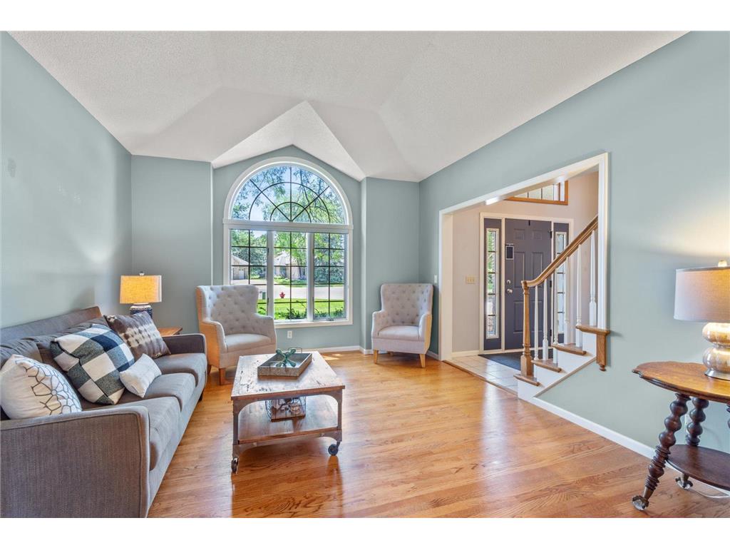 3505 Rae Court, Woodbury, MN, 55125 | MLS: 6743637 | Edina Realty