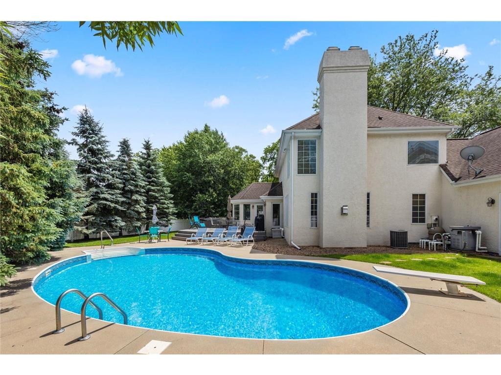 3505 Rae Court, Woodbury, MN, 55125 | MLS: 6743637 | Edina Realty