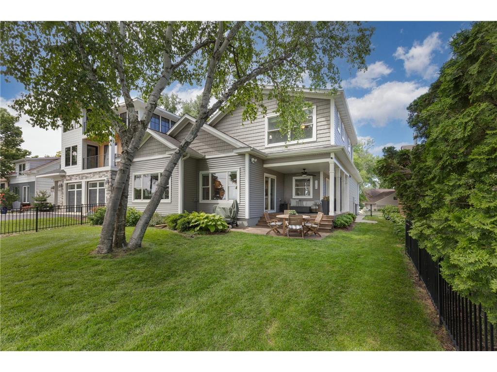 3520 North Shore Drive, Orono, MN, 55391 | MLS: 6546633 | Edina Realty