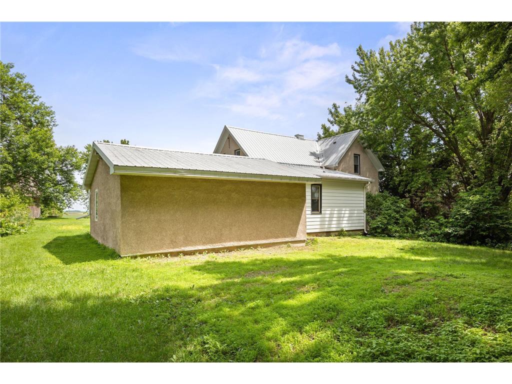 35746 585th Avenue, Lafayette, MN, 56054 | MLS: 6732544 | Edina Realty