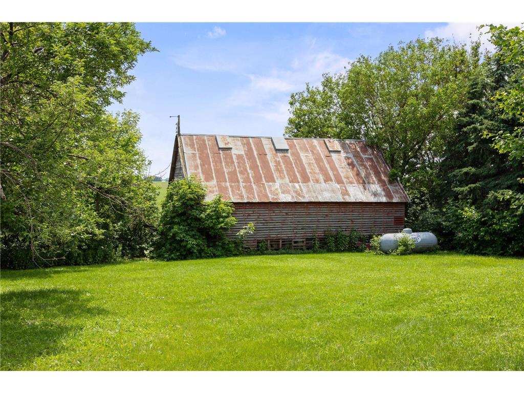 35746 585th Avenue, Lafayette, MN, 56054 | MLS: 6732544 | Edina Realty