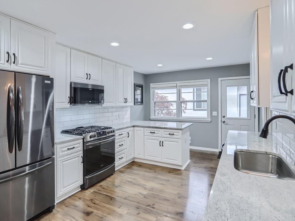 361 Ruby Drive, West Saint Paul, MN, 55118 | MLS: 6303037 | Edina Realty