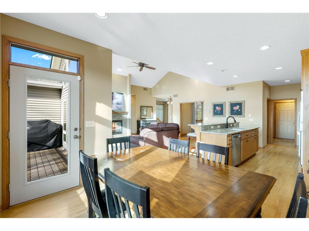 3617 Jeffers Parkway NW, Prior Lake, MN, 55372 | MLS: 6494934 | Edina ...