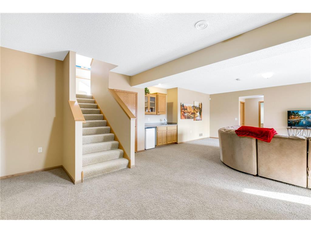 3617 Jeffers Parkway NW, Prior Lake, MN, 55372 | MLS: 6494934 | Edina ...