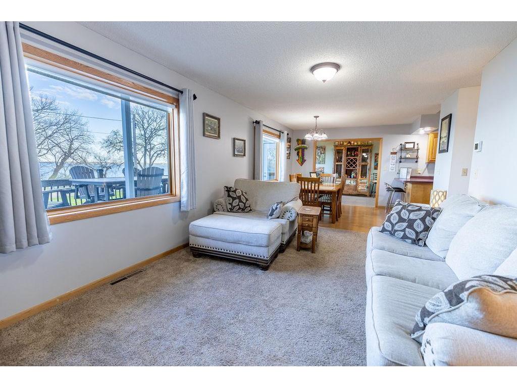 362 Lake Avenue N, Spicer, MN, 56288 | MLS: 6523638 | Edina Realty