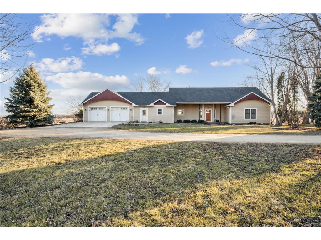 3628 255th Street W, Castle Rock Twp, MN, 55024 | MLS: 6466139 | Edina ...