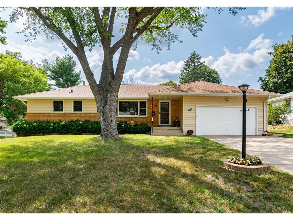 3641 Brunswick Avenue N, Crystal, MN, 55422 | MLS: 6398200 | Edina Realty