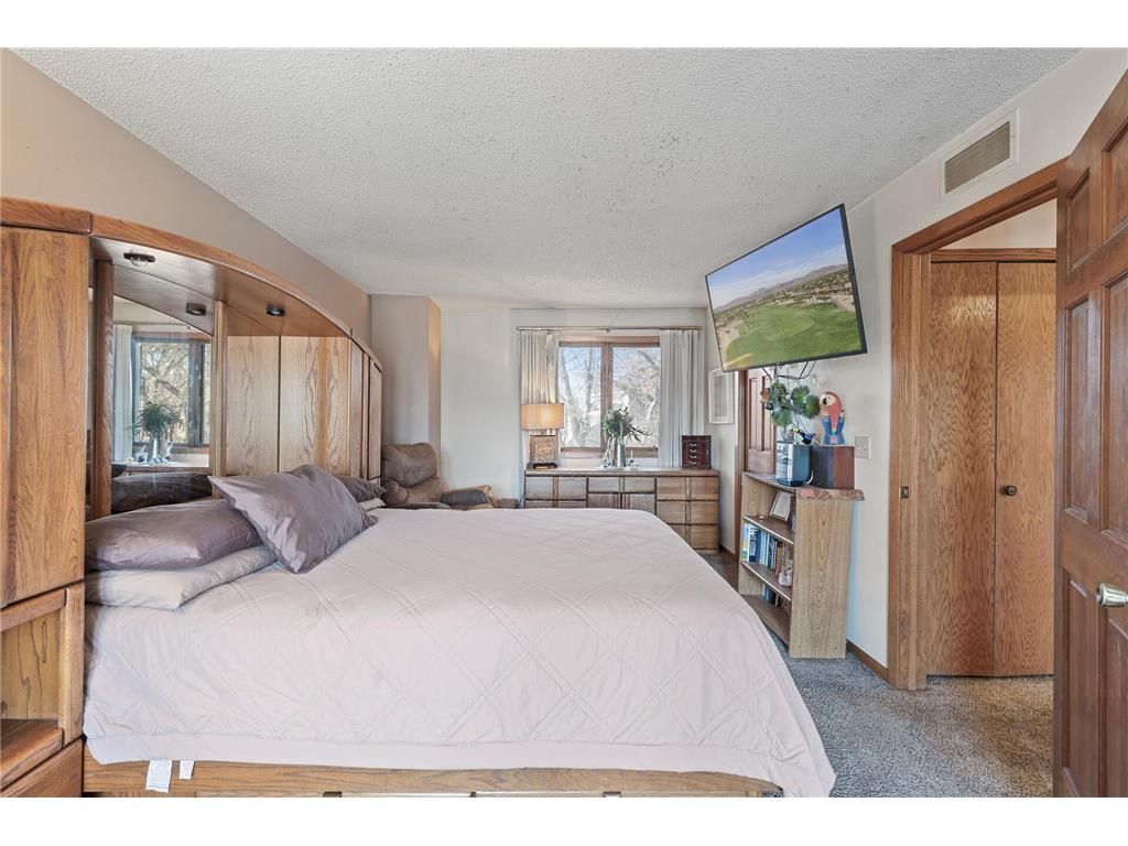 3664 Abbey Way #B, Eagan, MN, 55123 | MLS: 7782594 | Edina Realty