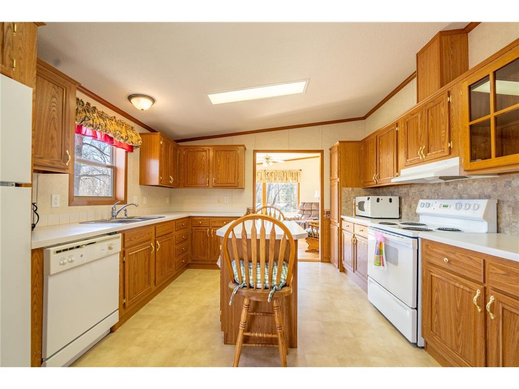 36768 Tamarack Road, Crosslake, MN, 56442 | MLS: 6710836 | Edina Realty